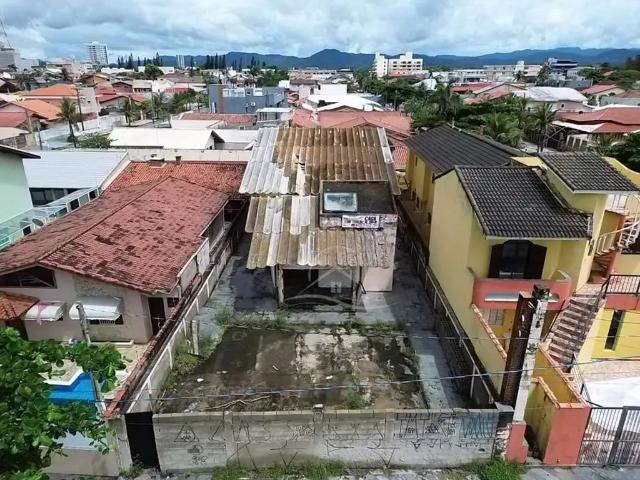 Casa / Sobrado para Venda em Peruíbe/SP Balneário Stella Maris 4 Quartos