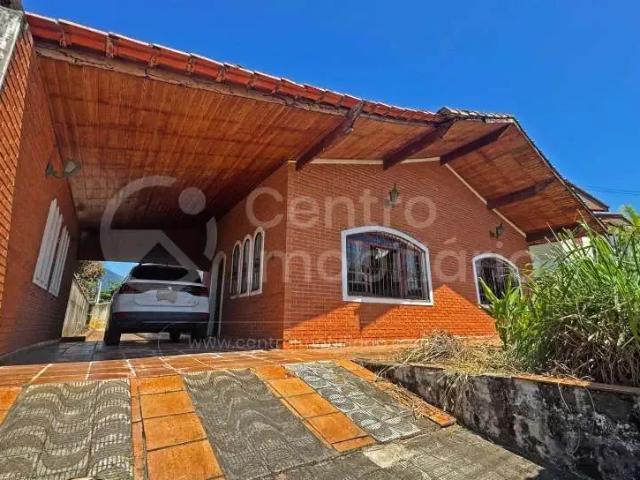 Casa / Sobrado para Venda em Peruíbe/SP Balneário Stella Maris 4 Quartos