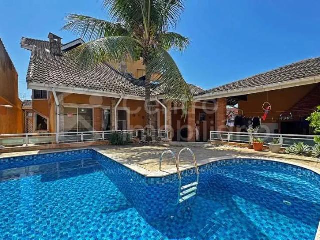 Casa / Sobrado para Venda em Peruíbe/SP Balneário Stella Maris 5 Quartos