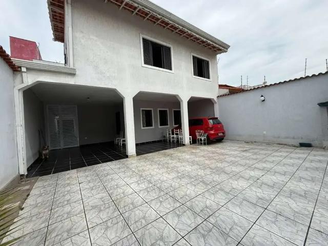 Casa / Sobrado para Venda em Peruíbe/SP Balneário Stella Maris 5 Quartos