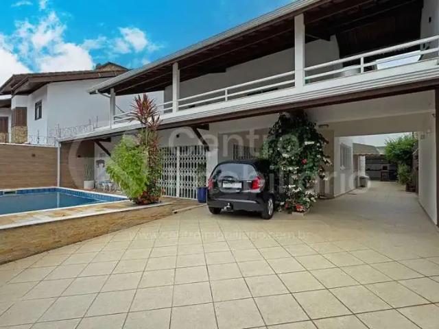 Casa / Sobrado para Venda em Peruíbe/SP Balneário Stella Maris 5 Quartos
