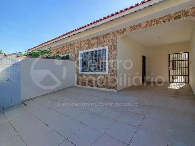 Casa / Sobrado para Venda em Peruíbe/SP Balneário Stella Maris 2 Quartos