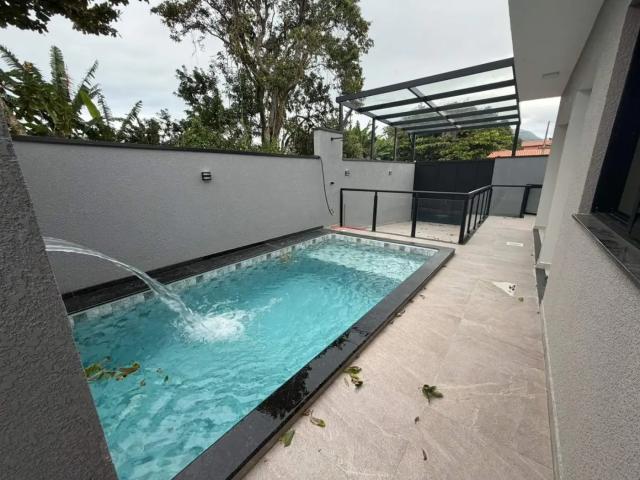 Casa / Sobrado para Venda em Peruíbe/SP Balneário Stella Maris 3 Quartos