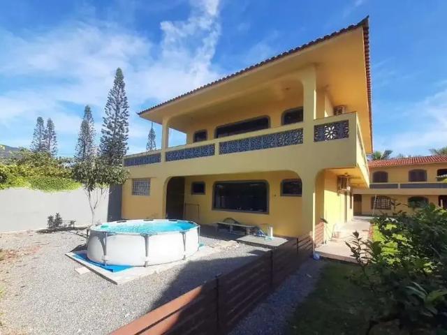 Casa / Sobrado para Venda em Peruíbe/SP Balneário Stella Maris 3 Quartos