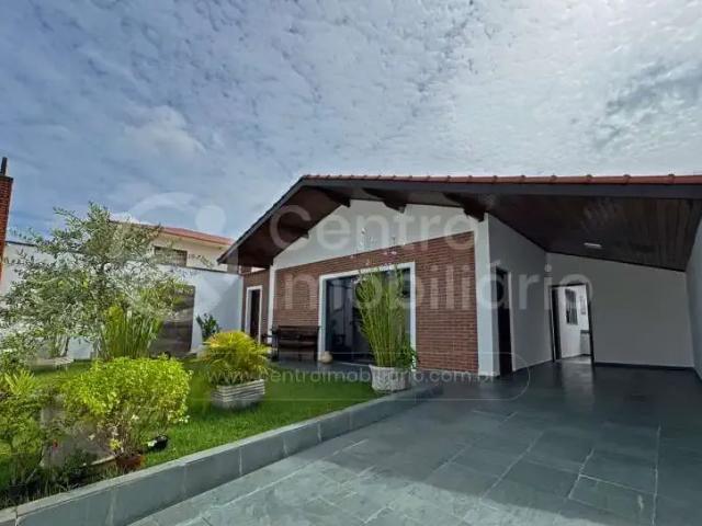Casa / Sobrado para Venda em Peruíbe/SP Balneário Stella Maris 3 Quartos