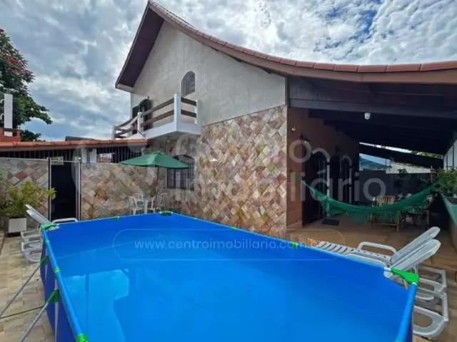 Casa / Sobrado para Venda em Peruíbe/SP Balneário Stella Maris 3 Quartos