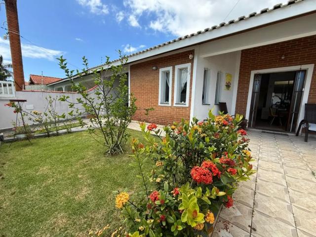 Casa / Sobrado para Venda em Peruíbe/SP Balneário Stella Maris 3 Quartos