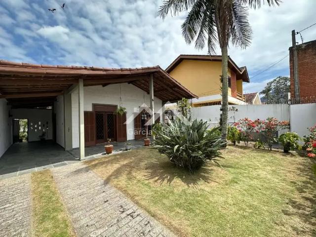 Casa / Sobrado para Venda em Peruíbe/SP Balneário Stella Maris 3 Quartos