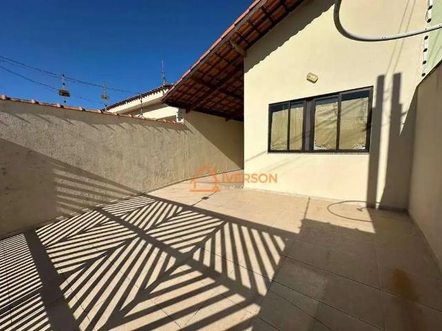 Casa / Sobrado para Venda em Peruíbe/SP Balneário Stella Maris 3 Quartos
