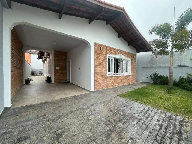 Casa / Sobrado para Venda em Peruíbe/SP Balneário São João Batista 3 Quartos