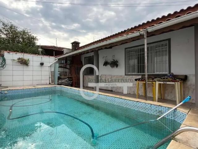 Casa / Sobrado para Venda em Peruíbe/SP Balneário São João Batista 3 Quartos