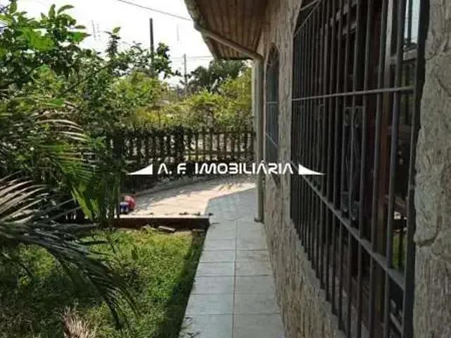 Casa / Sobrado para Venda em Peruíbe/SP Balneário São João Batista 4 Quartos