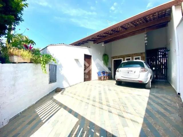 Casa / Sobrado para Venda em Peruíbe/SP Balneario Sambura 3 Quartos
