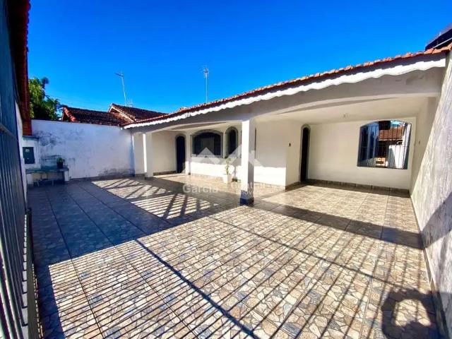 Casa / Sobrado para Venda em Peruíbe/SP Balneario Sambura 3 Quartos