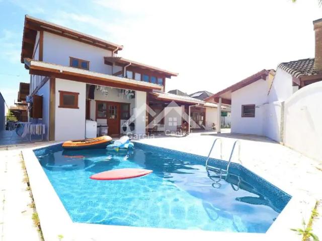 Casa / Sobrado para Venda em Peruíbe/SP Balneario Sambura 4 Quartos