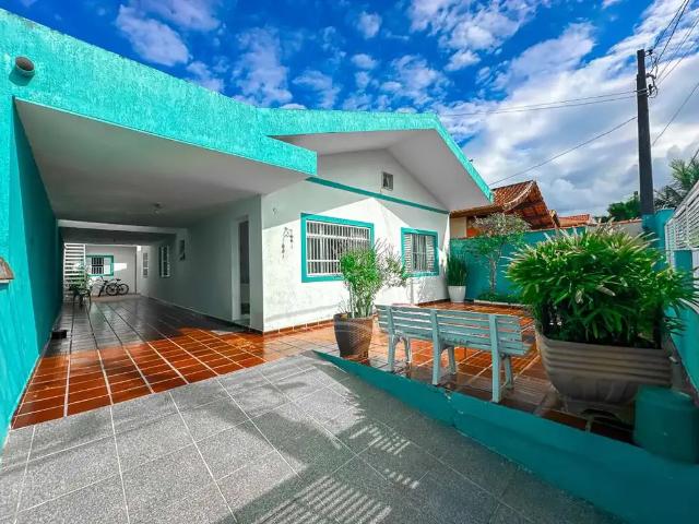 Casa / Sobrado para Venda em Peruíbe/SP Balneário Três Marias 3 Quartos