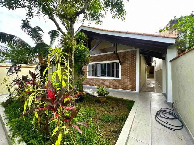 Casa / Sobrado para Venda em Peruíbe/SP Balneário Três Marias 3 Quartos