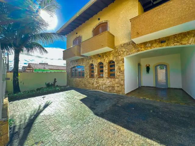 Casa / Sobrado para Venda em Peruíbe/SP Balneário Três Marias 5 Quartos