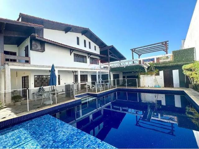 Casa / Sobrado para Venda em Peruíbe/SP Balneário Três Marias 6 Quartos
