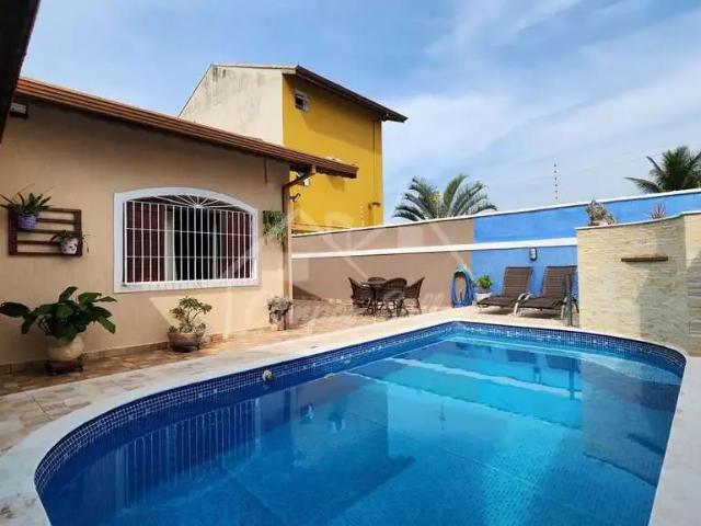 Casa / Sobrado para Venda em Peruíbe/SP Estância Balneária Belmira Novaes 3 Quartos