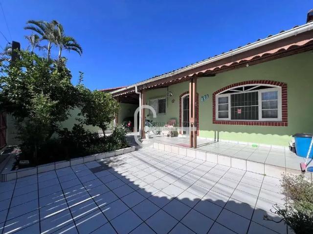 Casa / Sobrado para Venda em Peruíbe/SP Estância Balneária Belmira Novaes 3 Quartos