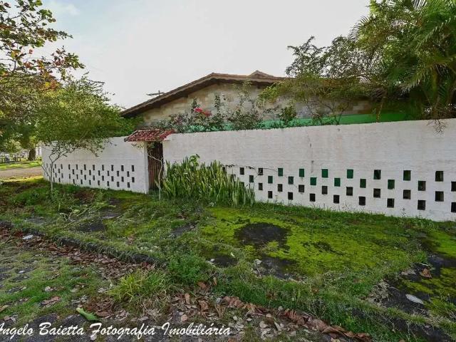 Casa / Sobrado para Venda em Peruíbe/SP Belmira Novaes 3 Quartos
