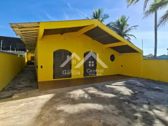 Casa / Sobrado para Venda em Peruíbe/SP Belmira Novaes 3 Quartos