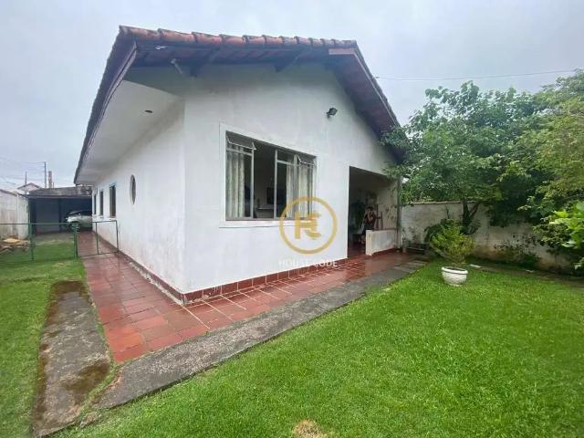 Casa / Sobrado para Venda em Peruíbe/SP Belmira Novaes 4 Quartos