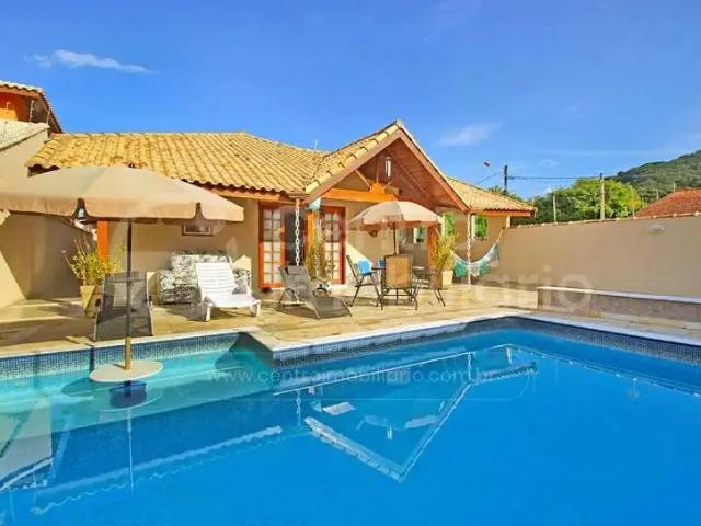 Casa / Sobrado para Venda em Peruíbe/SP Guaraú 3 Quartos
