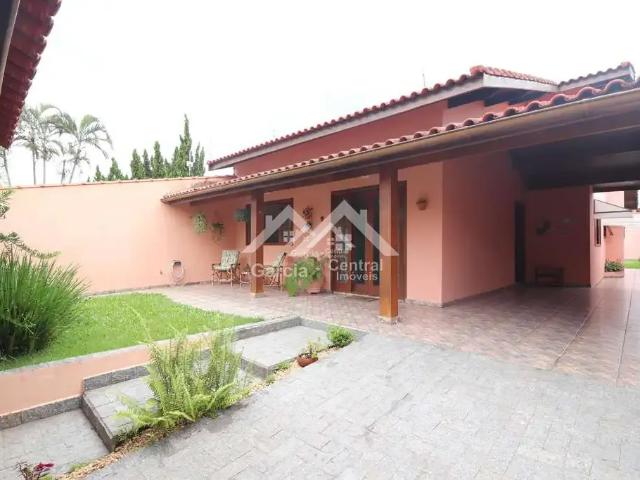 Casa / Sobrado para Venda em Peruíbe/SP Estância Balneária Maria Helena Novaes 3 Quartos