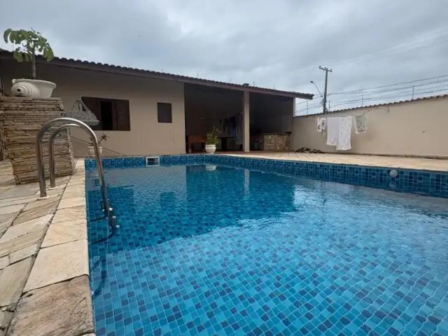 Casa / Sobrado para Venda em Peruíbe/SP Estância Balneária Maria Helena Novaes 3 Quartos