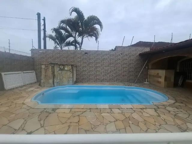 Casa / Sobrado para Venda em Peruíbe/SP Estância Balneária Maria Helena Novaes 3 Quartos