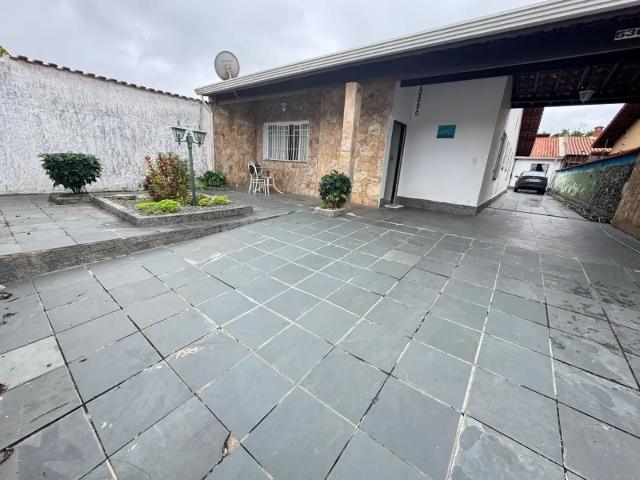 Casa / Sobrado para Venda em Peruíbe/SP Estância Balneária Maria Helena Novaes 2 Quartos