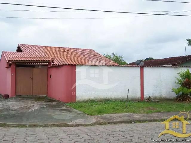 Casa / Sobrado para Venda em Peruíbe/SP Estância Balneária Maria Helena Novaes 4 Quartos