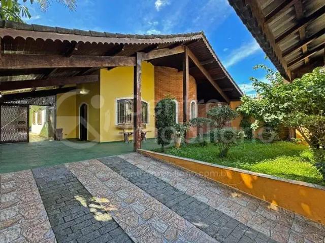 Casa / Sobrado para Venda em Peruíbe/SP Estância Balneária Convento Velho 3 Quartos