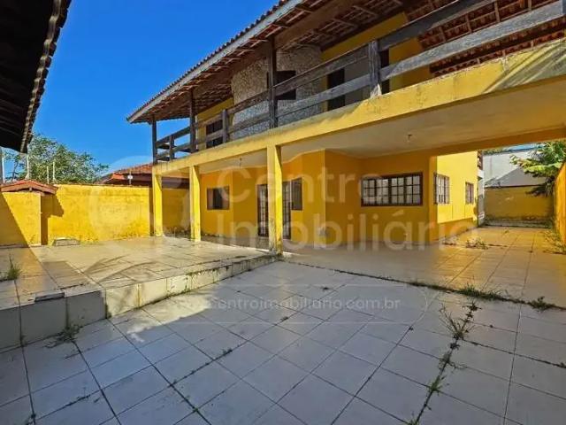 Casa / Sobrado para Venda em Peruíbe/SP Estância Balneária Convento Velho 6 Quartos