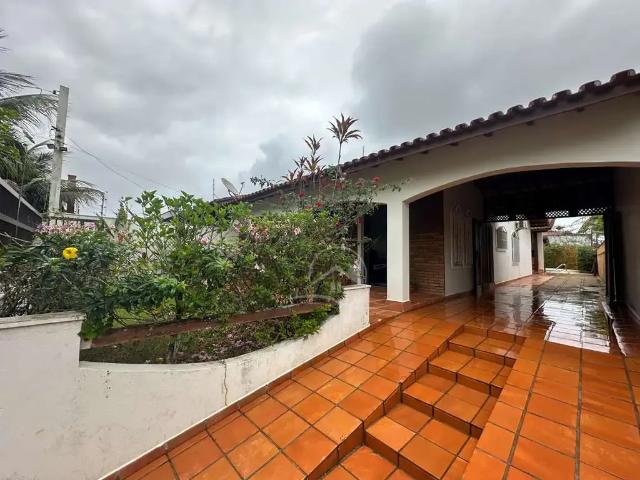 Casa / Sobrado para Venda em Peruíbe/SP Estancia São Jose 3 Quartos