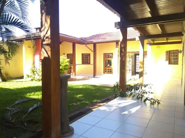 Casa / Sobrado para Venda em Peruíbe/SP Jardim Mar E Sol 4 Quartos
