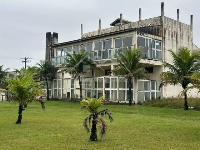 Casa / Sobrado para Venda em Peruíbe/SP Jardim Mar E Sol 4 Quartos