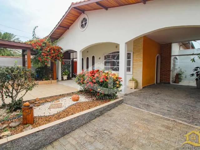 Casa / Sobrado para Venda em Peruíbe/SP Jardim Mar E Sol 3 Quartos