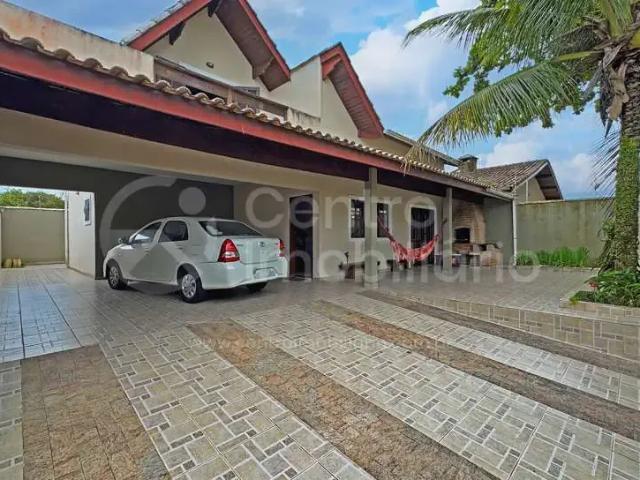 Casa / Sobrado para Venda em Peruíbe/SP Jardim Mar E Sol 3 Quartos