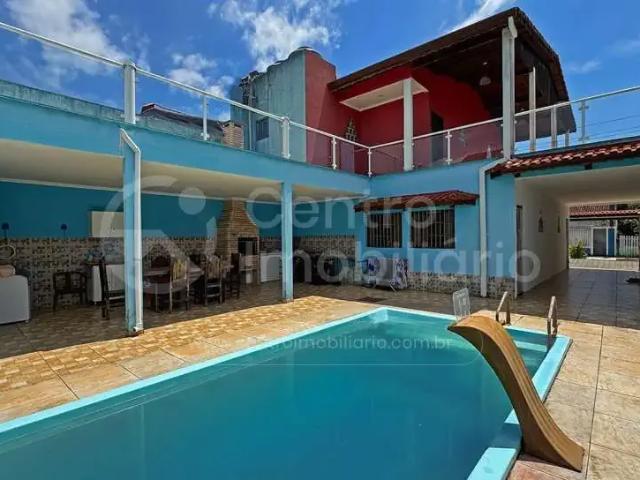 Casa / Sobrado para Venda em Peruíbe/SP Jardim Marcia 4 Quartos