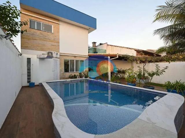 Casa / Sobrado para Venda em Peruíbe/SP Jardim Marcia 3 Quartos