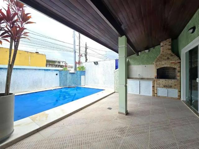 Casa / Sobrado para Venda em Peruíbe/SP Jardim Marcia 3 Quartos