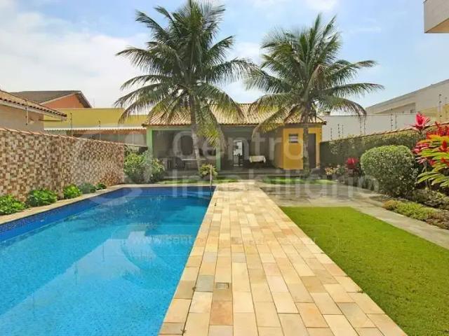 Casa / Sobrado para Venda em Peruíbe/SP Jardim Beira Mar 3 Quartos