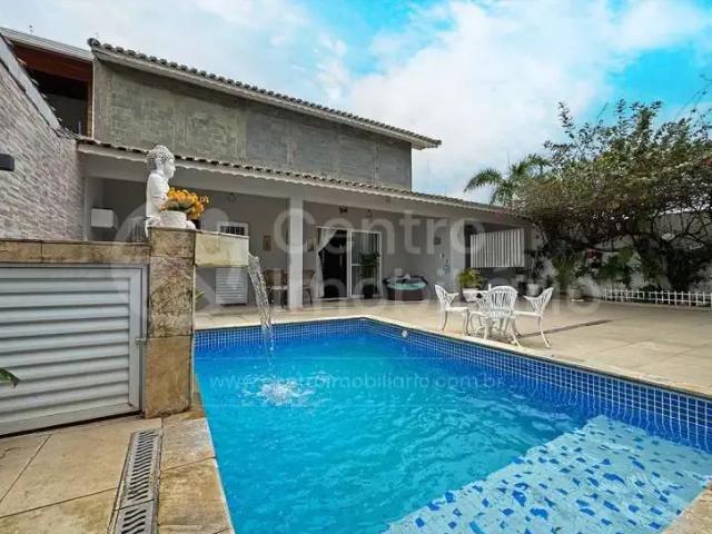 Casa / Sobrado para Venda em Peruíbe/SP Jardim Beira Mar 3 Quartos