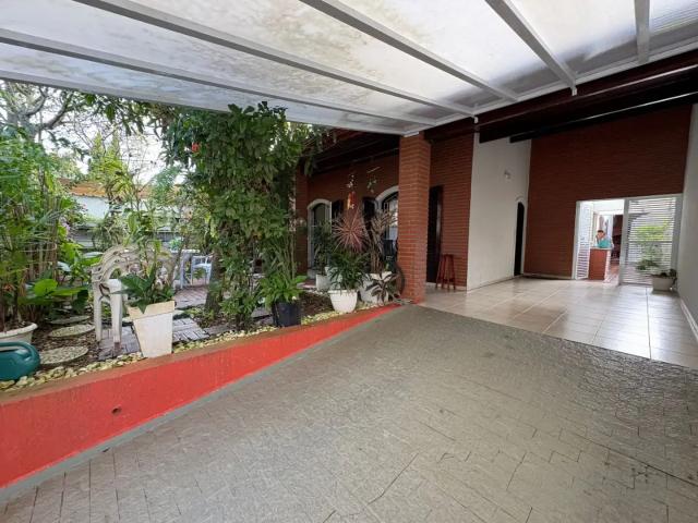 Casa / Sobrado para Venda em Peruíbe/SP Jardim Casablanca 3 Quartos