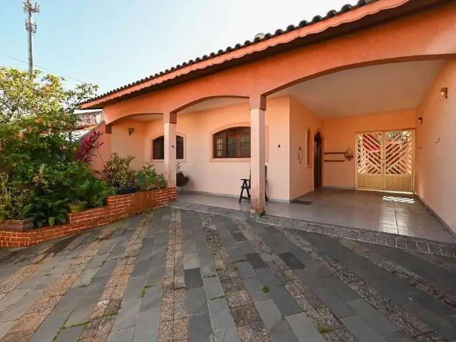 Casa / Sobrado para Venda em Peruíbe/SP Jardim Casablanca 3 Quartos