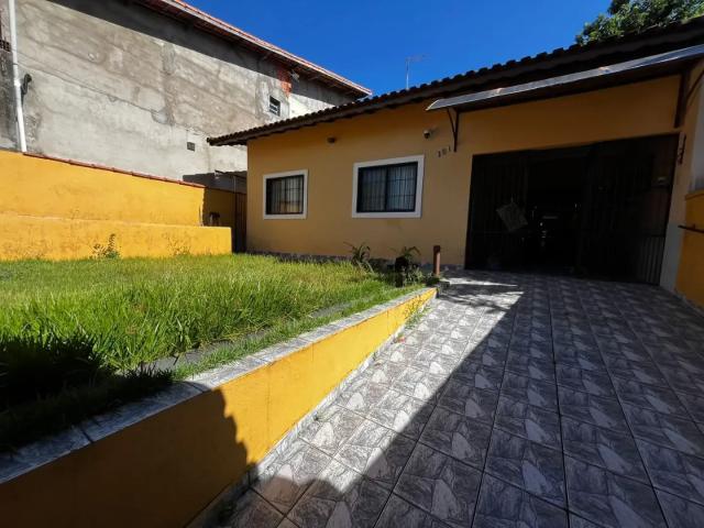 Casa / Sobrado para Venda em Peruíbe/SP Jardim Casablanca 3 Quartos