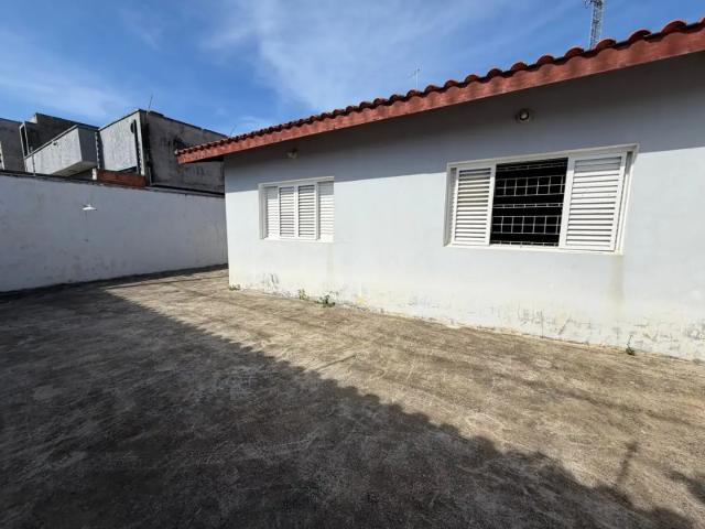 Casa / Sobrado para Venda em Peruíbe/SP Jardim Casablanca 4 Quartos
